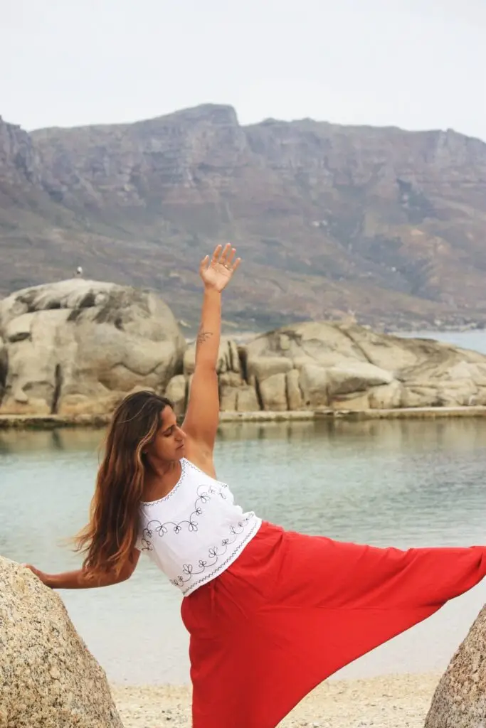 Meet Firdose Moonda | From Sports Journalism to Yoga Teacher